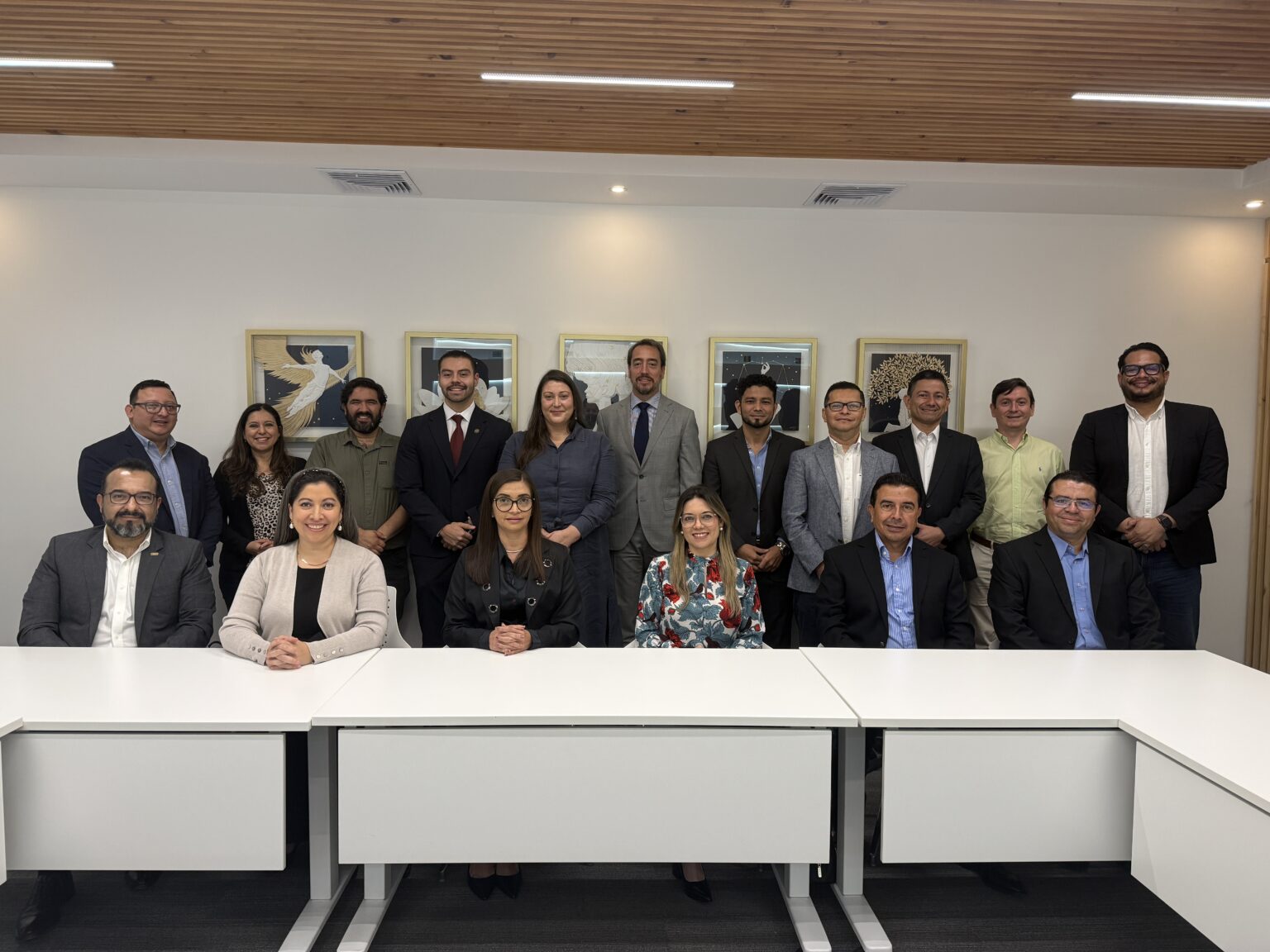 Global Gateway impulsa 11 empresas salvadoreñas hacia el mercado ...